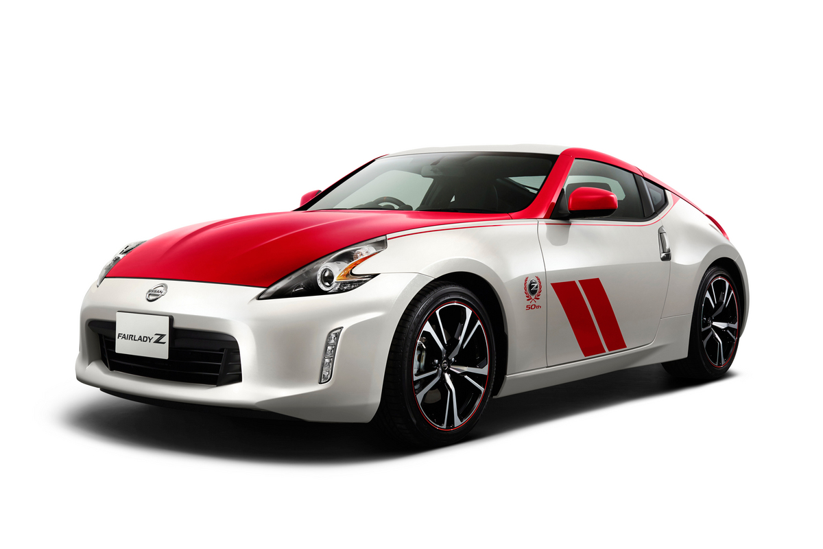 Lebih dari 10 Tahun Produksi, Nissan Fairlady Z Z34 Sportscar Lintas Zaman