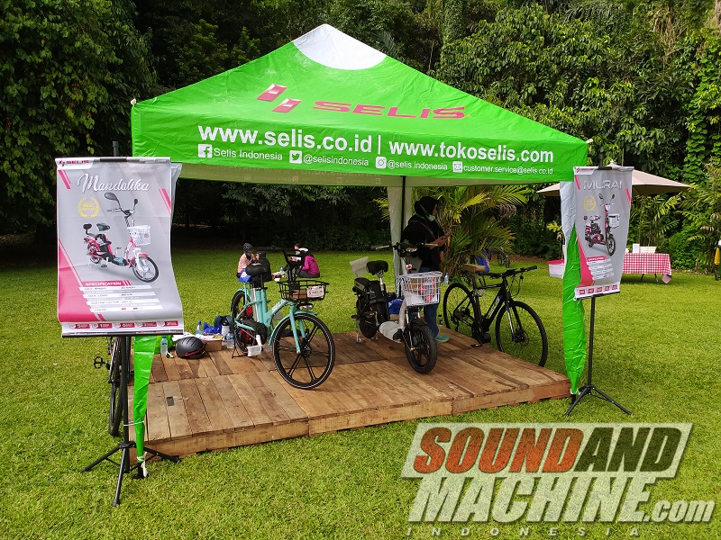 Deretan Motor Listrik Modifikasi Tampil di Kebun Raya Challenge 75K